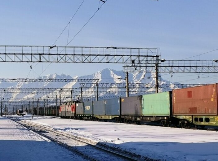Demiryolu kargo Grifon Nord, Zabaykalski krayı, foto