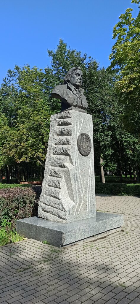 Anıt, heykel Бюст В.И. Дунина-Марцинкевича, Bobruisk, foto