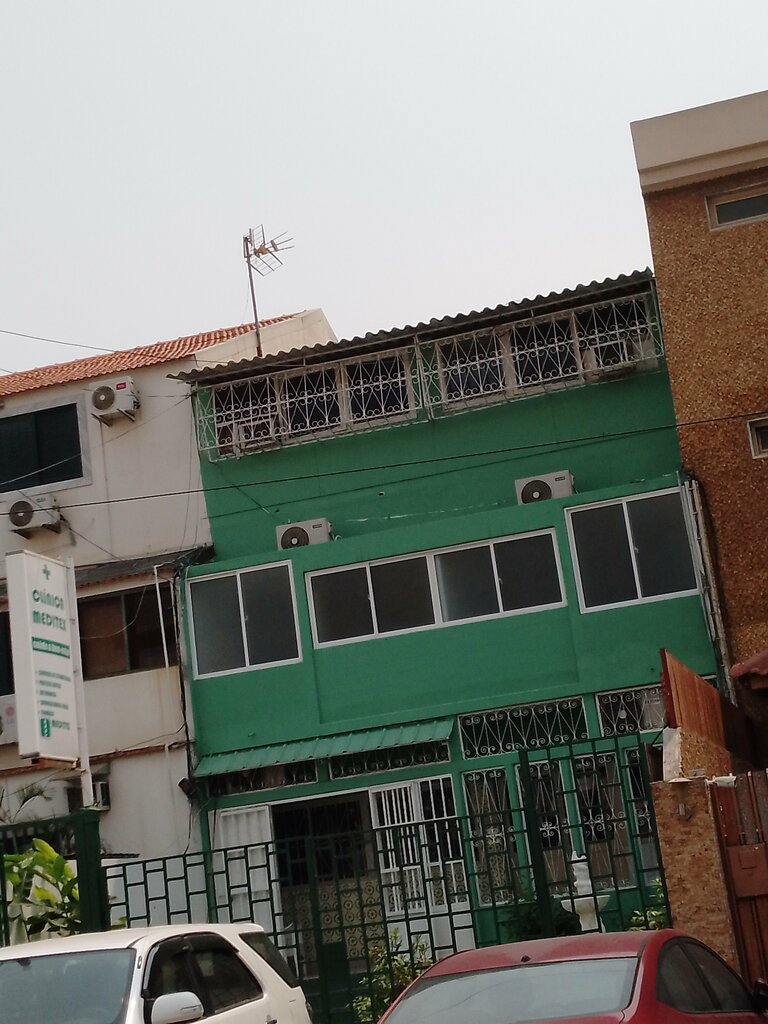 Tıp merkezleri ve klinikler Clínica Estomatologica Albaran Cuba, Loanda, foto