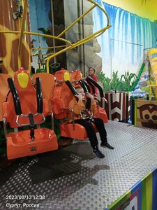 Lumi Park (Yugorskiy Tract No:38), lunapark  Surgut'tan