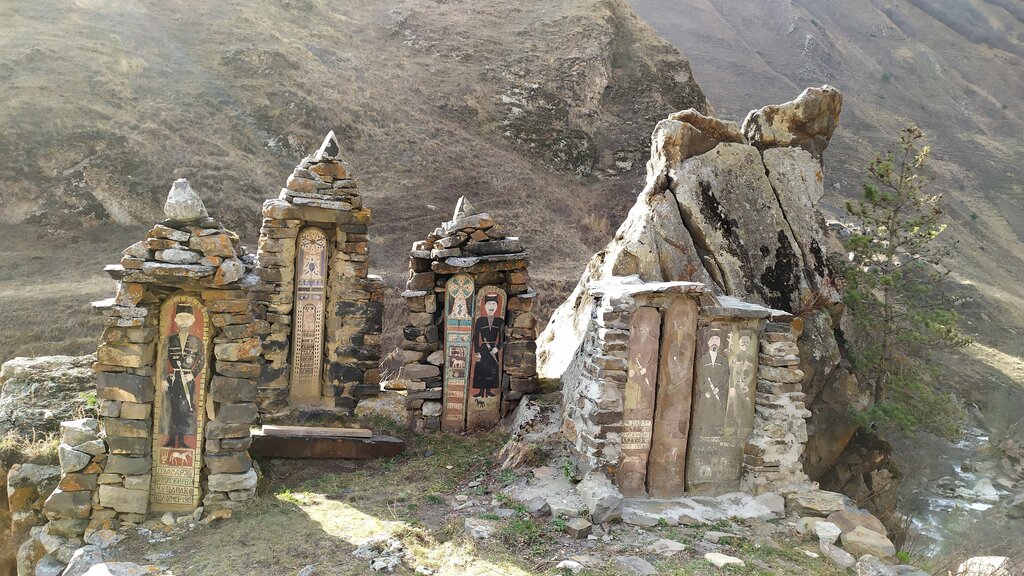 Turistik yerler Цырты села Дунта, Kuzey Osetya‑Alanya, foto