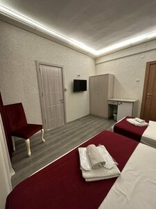 Hotel Ferah (Trabzon, Araklı, Merkez Mah., Menekşe Sok., 12), otel  Araklı'dan