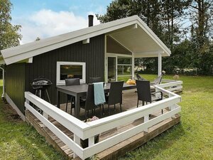 4 Person Holiday Home in Praesto (Zealand, Vordingborg Municipality, Svalevej, 18), otel  Zelanda'dan