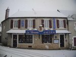 Hotel le Verseau (Centre-Val de Loire, Cher, Arrondissement de Bourges, Boulleret, Place de l'Église, 6), otel
