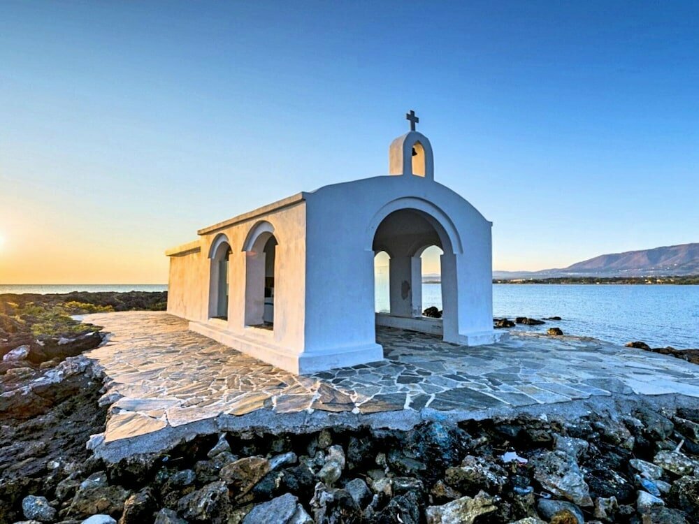 Otel Modern Villa With Heated Swimming Pool in Georgioupoli Greece, Girit, foto