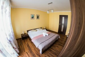 Apartamenty Centrum (West Pomeranian Voivodeship, Koszalin, ulica Zwycięstwa, 13), otel  Koszalin'den