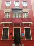 Hotel y Apartamentos Doña Lola (Calle Amor de Dios No:19, Sevilla), otel  Sevilla'dan