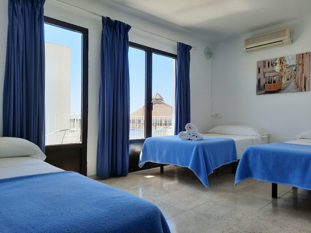 Otel Hostal Costa, İbiza, foto