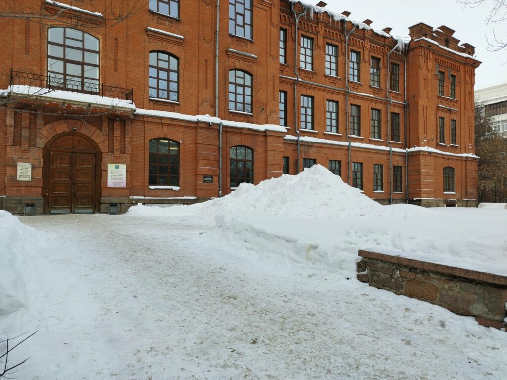 Üniversiteler Южно-Уральский государственный Аграрный университет, Çeliabinsk, foto