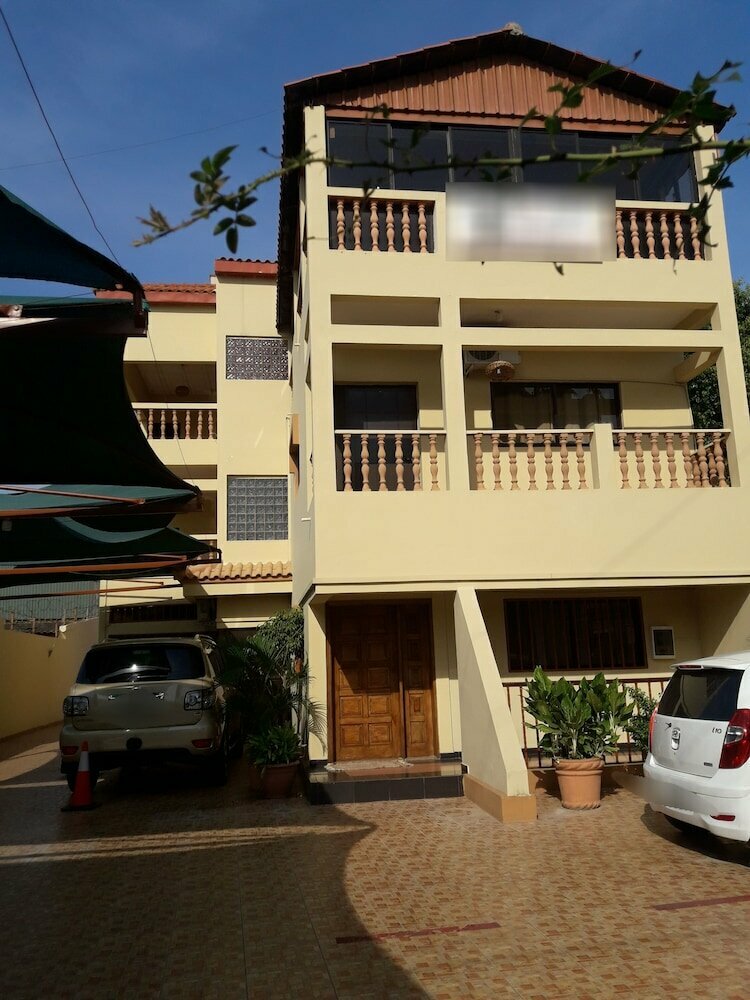 Otel Best Morro Bento City Guest House, Loanda, foto