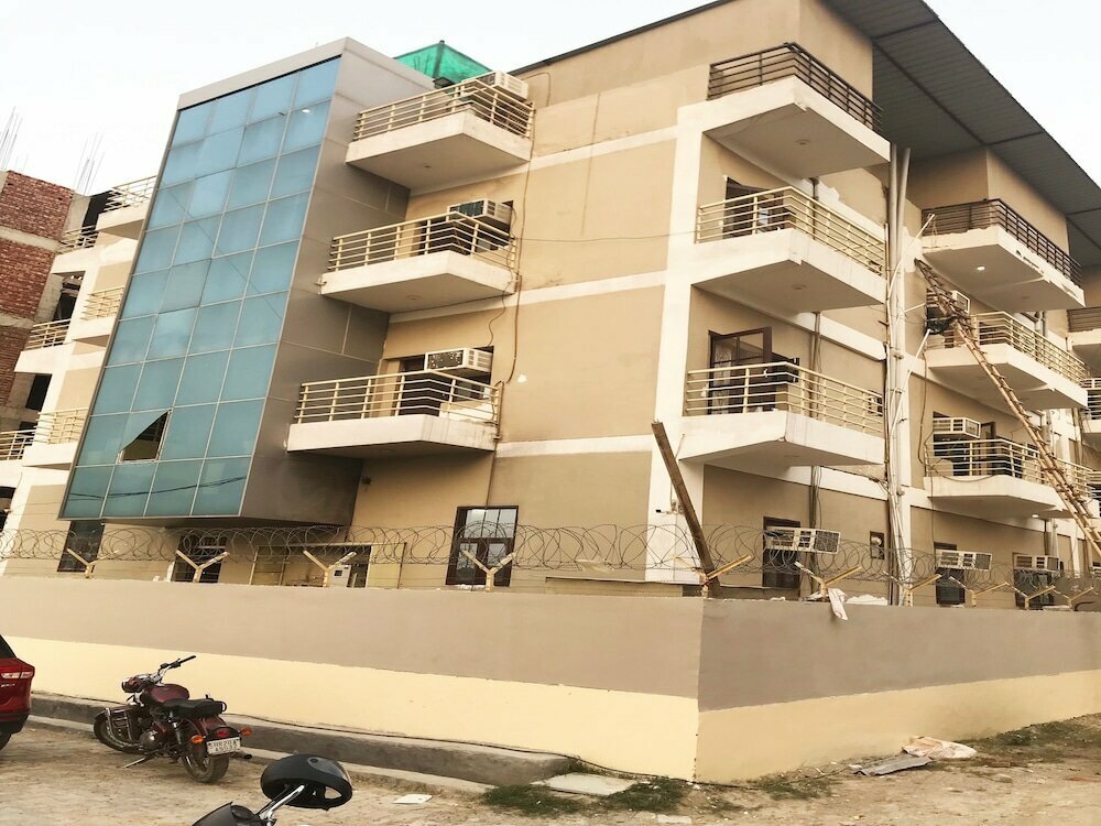 Otel Oyo 44000 The Nest - Knowledge Park, , foto