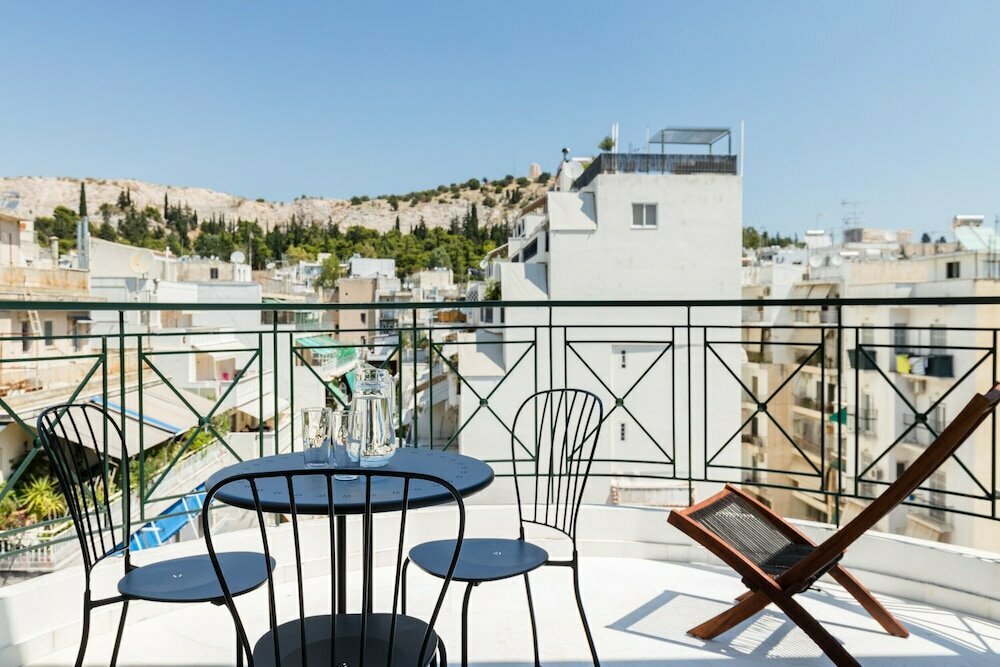 Otel Iconic 1br Apartment in Koukaki, Atina, foto