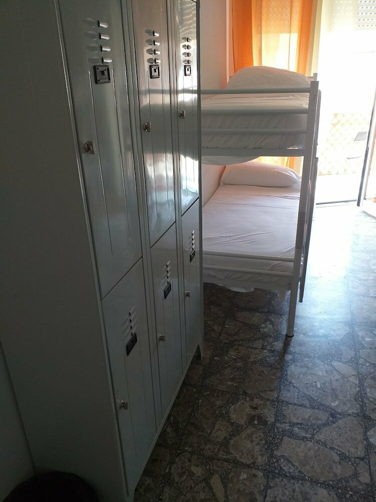 Otel Alexander Hostel, Napoli, foto