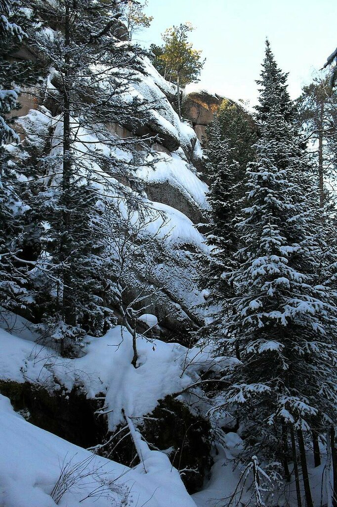 Dağ zirvesi Скала Прадед, Krasnoyarski krayı, foto