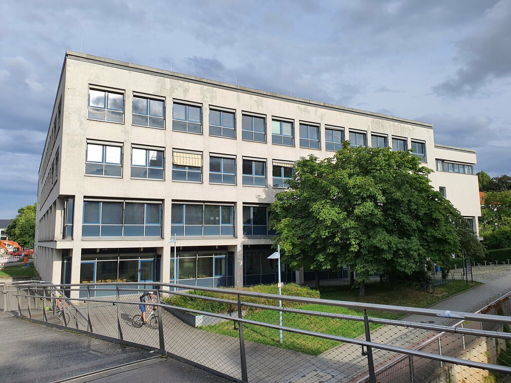 Üniversiteler Gerber Bau, Dresden, foto