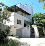 Guest House (улица Петра Королёва No:15/1), konuk evi  Kerç'ten