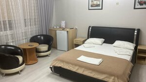Sadko (Naberezhnaya ulitsa No:12), otel  Kropotkin'den
