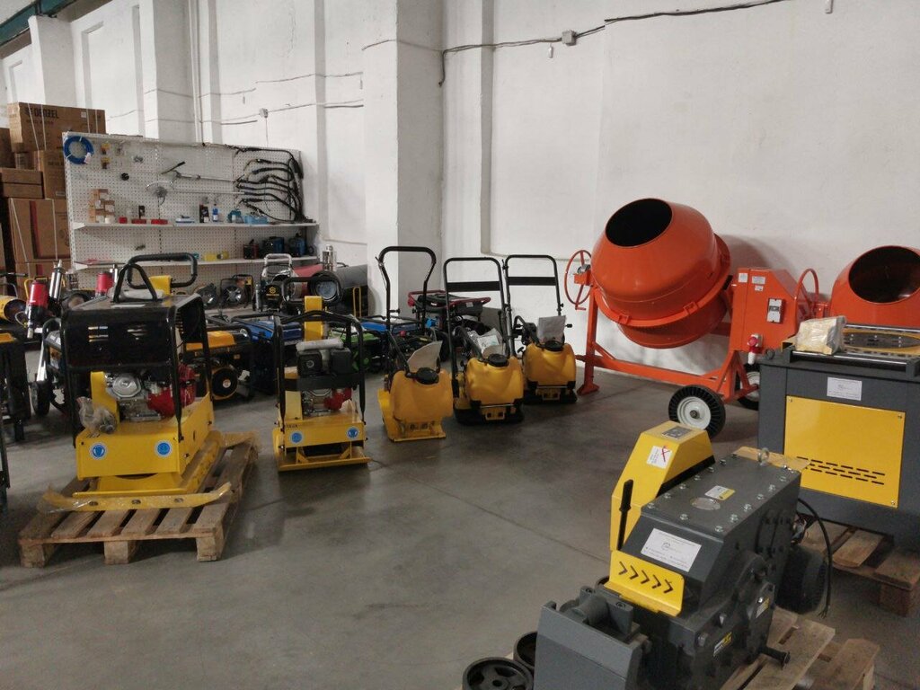 i̇nşaat makinaları ve ekipmanları Айронтех, Novosibirsk, foto