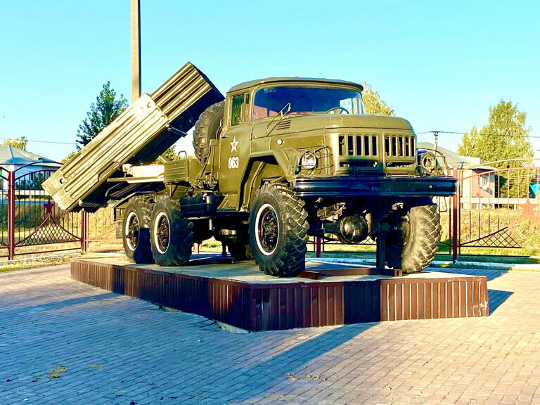 Sergi salonları, galeriler Парк военной техники, Samarskaya oblastı, foto