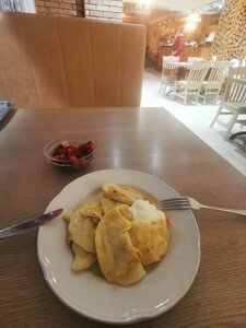 Granat (ulitsa Kalinina No:6), kantin, yemekhane  Soçi'den