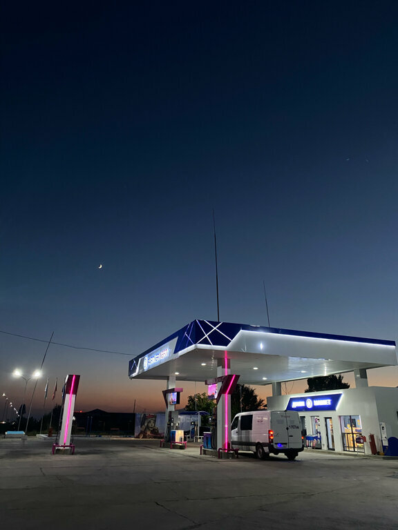 Benzin istasyonu Partner Neft, Issık Göl İli, foto