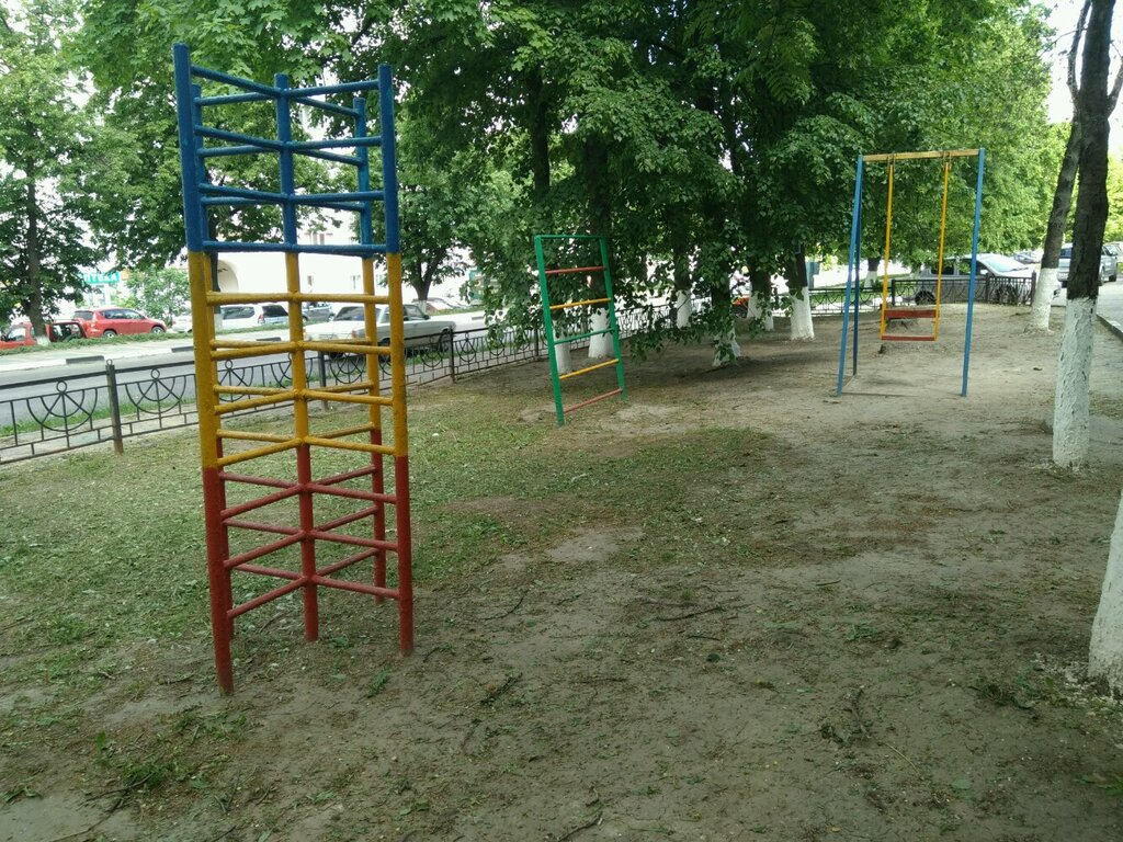Oyun alanı Детская игровая площадка, Belgorod, foto