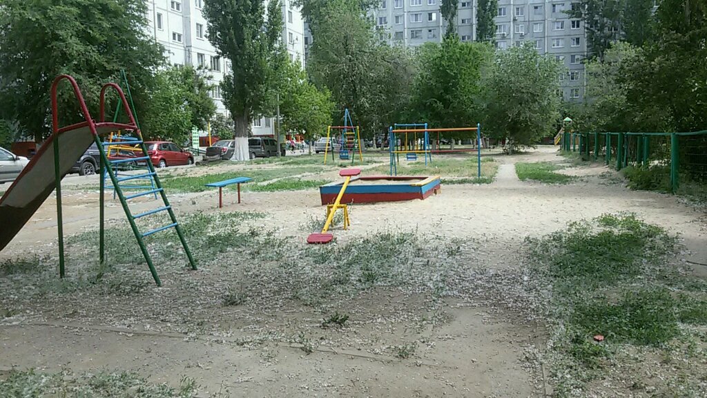 Oyun alanı Детская игровая площадка, Volgograd, foto