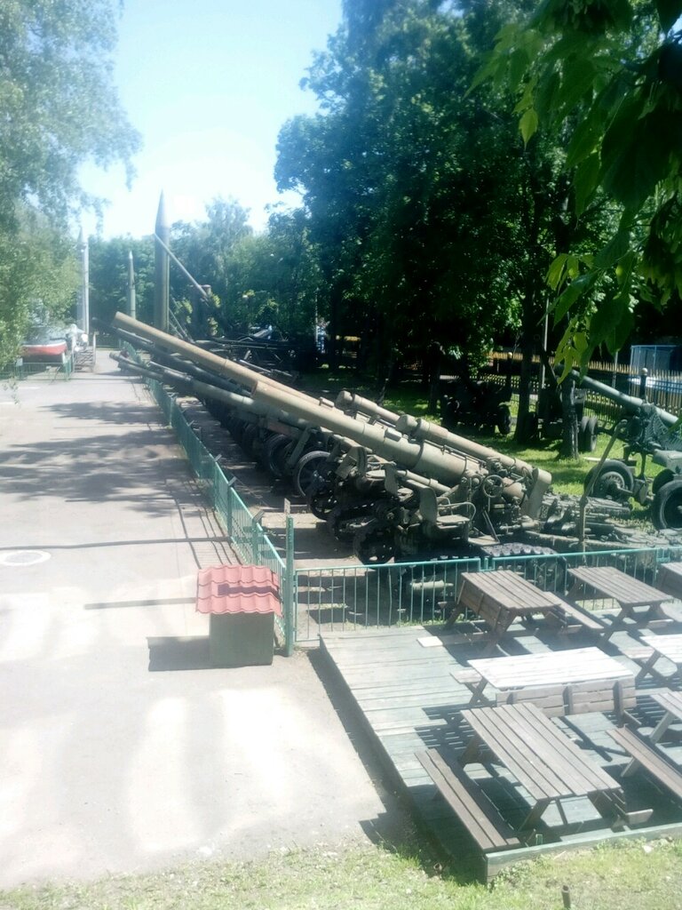 Teknoloji anıtı Танки и САУ, Moskova, foto