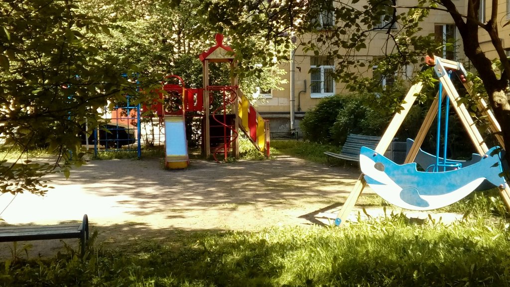Oyun alanı Playground, Saint‑Petersburg, foto