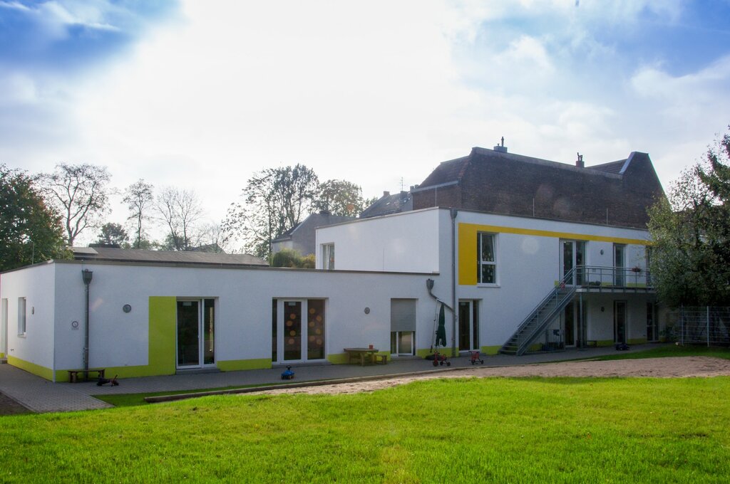 Ortaokul FRÖBEL-Kindergarten Regenbogen, Köln, foto