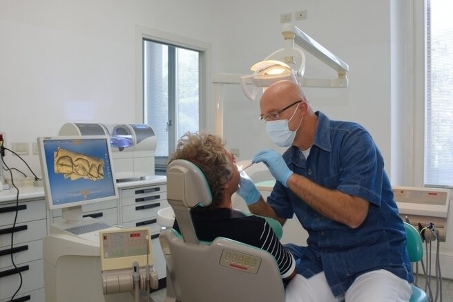 Özel ağız ve diş sağlığı klinikleri ve muayenehaneleri Save The Smile Srl - Direttore Sanitario Dr. Pelagatti Saverio, , foto