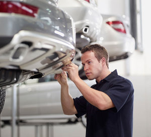 Penicuik Motor Company (Penicuik, 20 Carlops Road), otomobil servisi  Midlothian Konseyi'nden