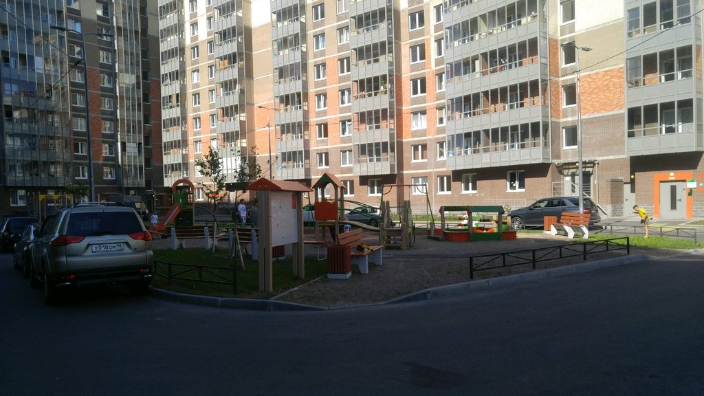 Oyun alanı Playground, Saint‑Petersburg, foto