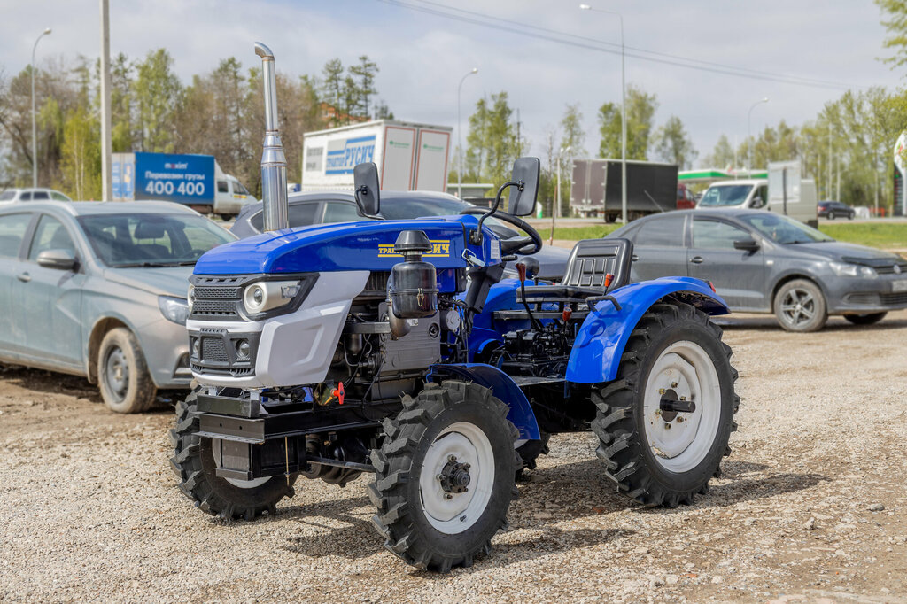 Tarım makineleri, ekipmanlar Трактор Русич, Saint‑Petersburg ve Leningradskaya oblastı, foto