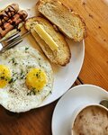 Wake & Bake Cafe (Mohammed Ali Juma Bu Farrosha Building, Port Saeed, Deira, Dubai), kafe  Dubai'den
