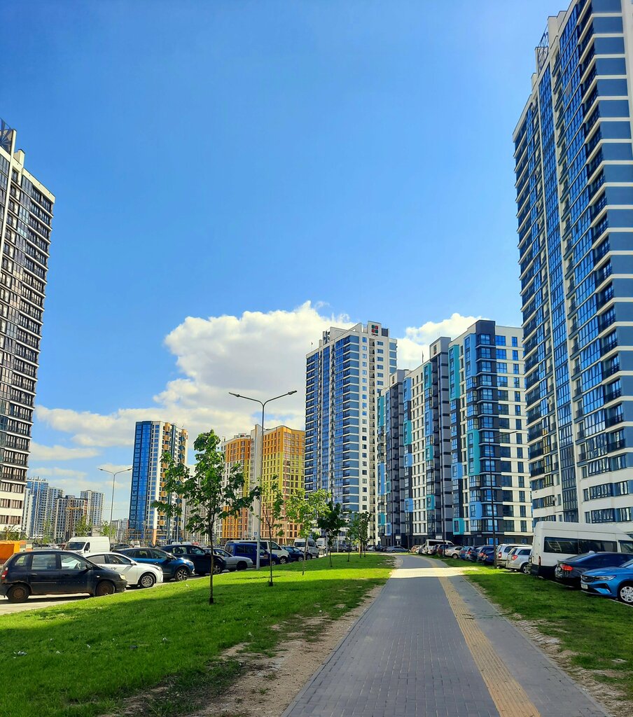Konut blokları Афіны, Minsk, foto