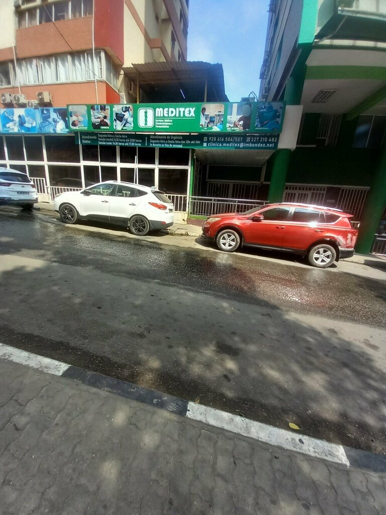 Tıp merkezleri ve klinikler Meditex Ingombotas, Loanda, foto