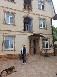 Delfin (Demerjipa Street No:125, Town of Gagra), otel  Gagra'dan