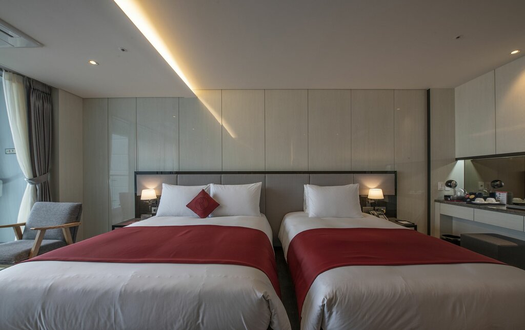 Otel Ramada Suites by Wyndham Geoje, Güney Gyeongsang İli, foto