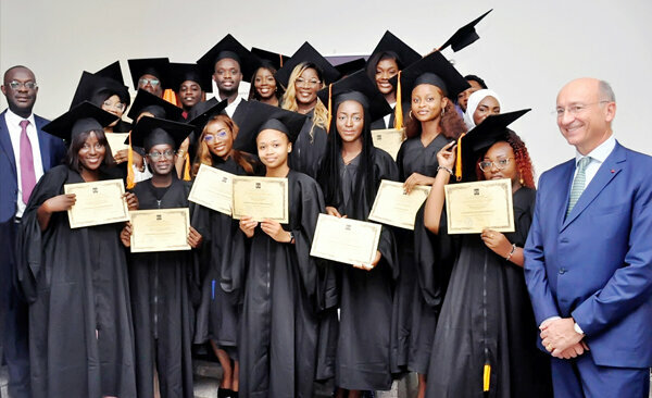 Üniversiteler Iea École Française De Management, Abican, foto