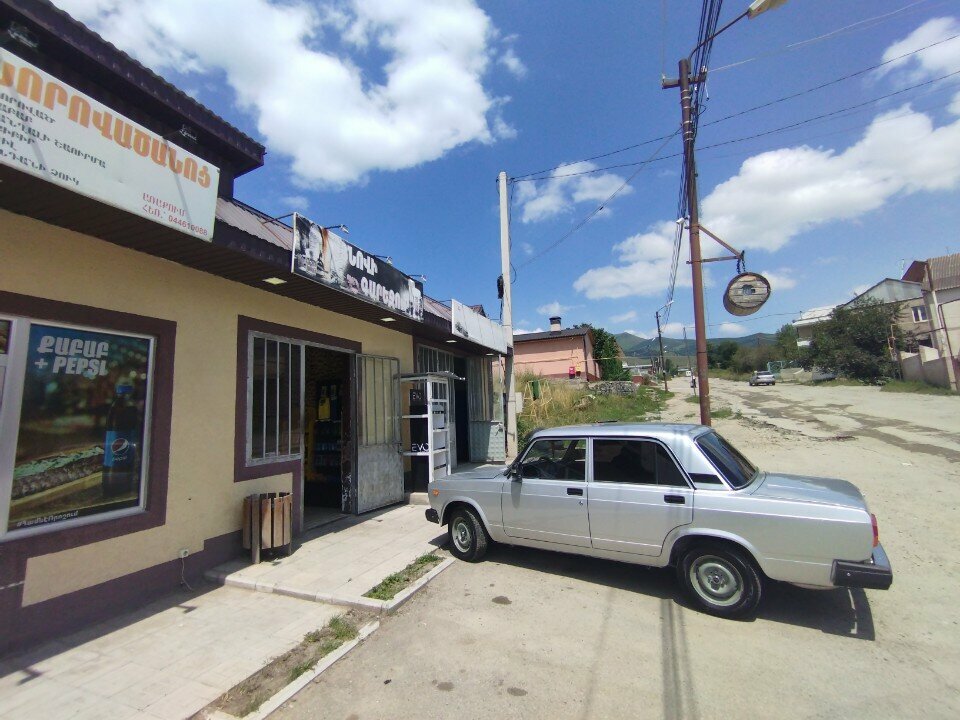 Bira dükkanı Beer, Vanadzor, foto