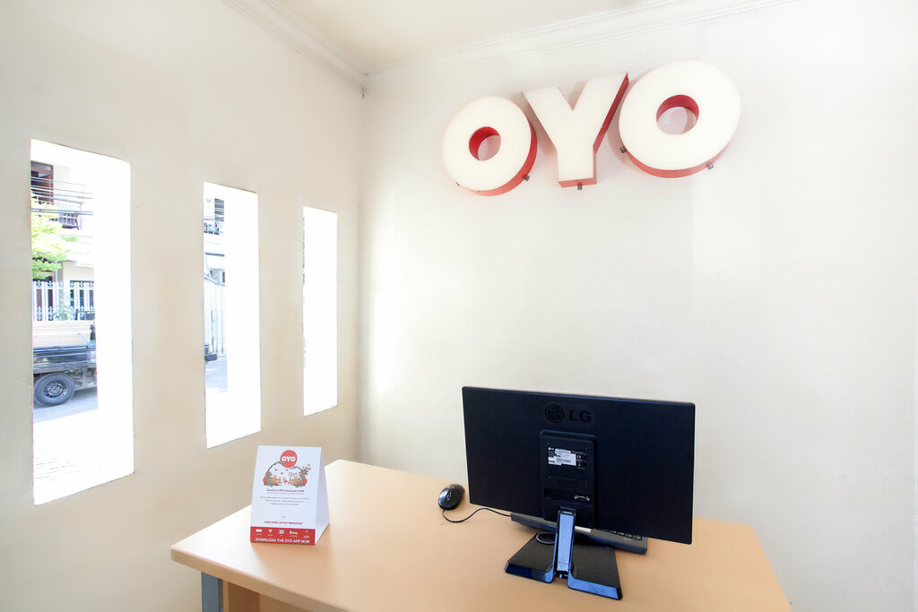 Otel Oyo 143 Dukuh Kupang Residence, Surabaya, foto