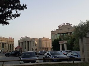 Celebration House Romance Palace (Mehdi Abbasov Street No:24), restoran  Bakü'den