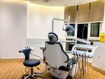 Mediverse Polyclinic (Nasser Bin Abdullatif Al Serkal Building 2, Port Saeed, Deira, Dubai), özel ağız ve diş sağlığı klinikleri ve muayenehaneleri  Dubai'den
