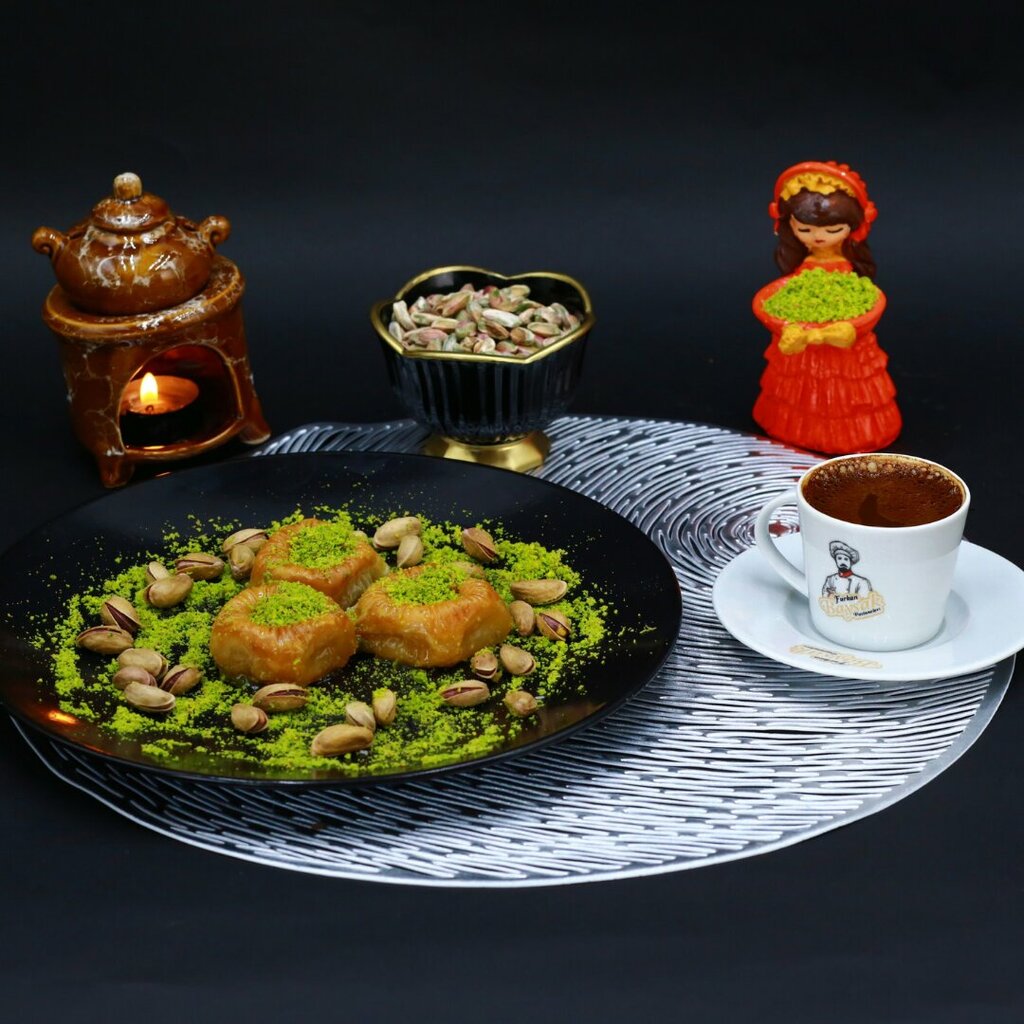 Pasta, şekerleme ve tatlı Furkan Baysak Pastaneleri, Kayseri, foto