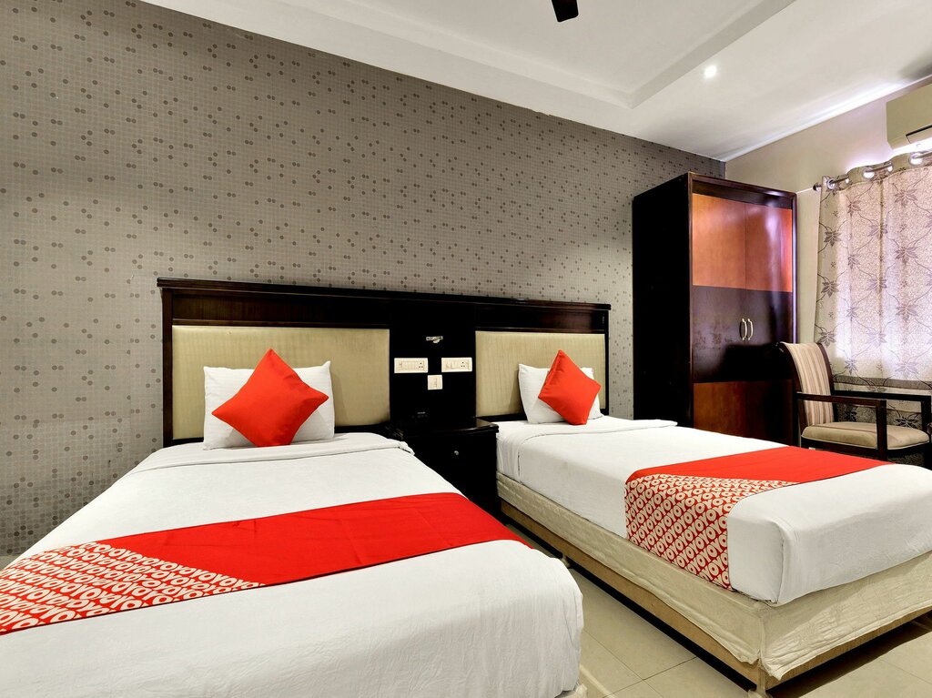 Otel Oyo 12384 Hotel Serene Majestic, Haydarabat, foto