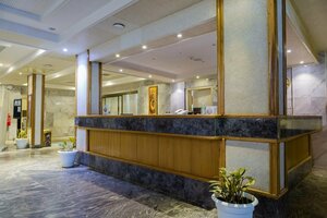 Ramada Pearl Hotel (Ouagadougou), otel  Uagadugu'dan