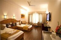 Radisson Srinagar (Jammu and Kashmir, Srinagar), otel  Srinagar'dan