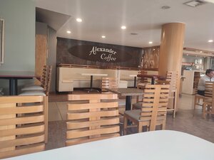 Kahve dükkanları Alexander Coffee, Santa‑Krus, foto