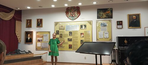 Müzeler ve sanat galerileri Demidov-tsentr, Revda, foto